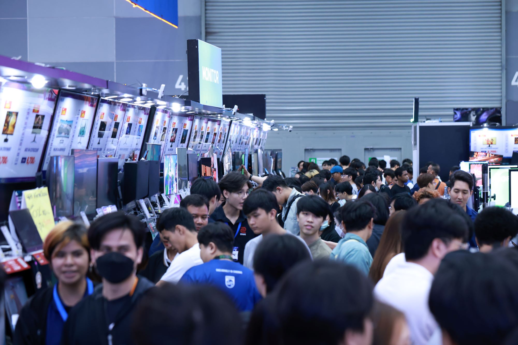 งานคอมมาร์ต Commart Thailand มหกรรมสินค้าไอทีที่ใหญ่ที่สุดในไทย