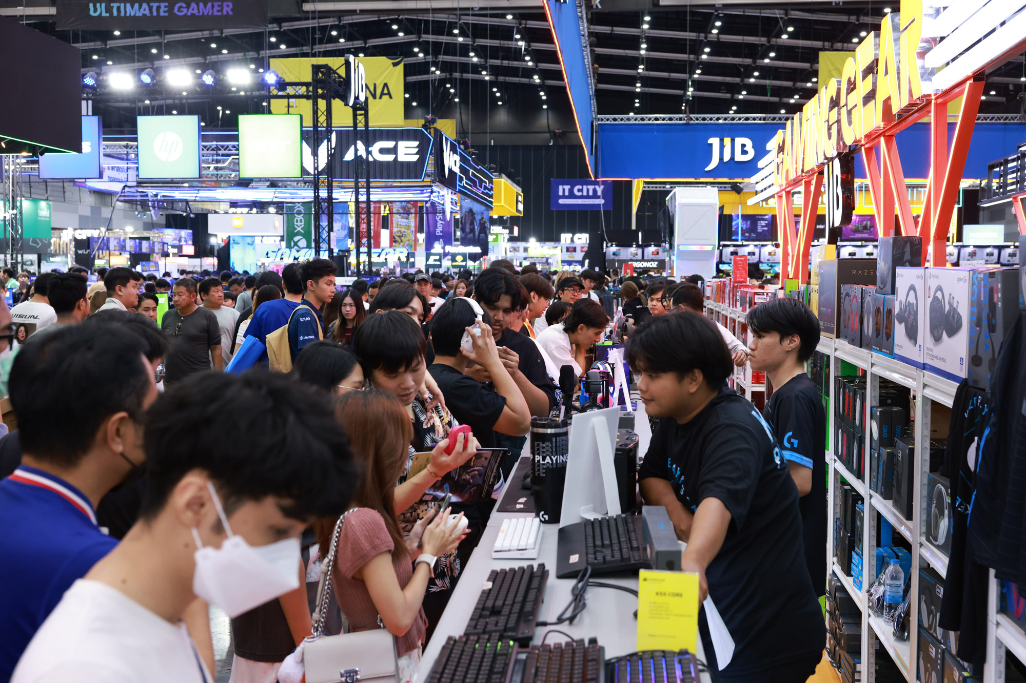 งานคอมมาร์ต Commart Thailand มหกรรมสินค้าไอทีที่ใหญ่ที่สุดในไทย